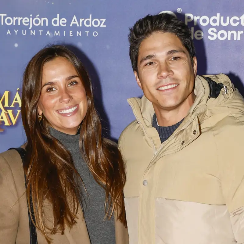 El look de mamá de bautizo de María Pombo: la alternativa más chic y ...