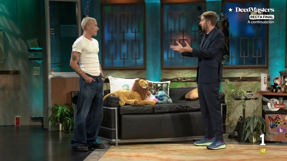 El actor Taz Skylar sorprende a David Broncano al hablarle en español ...