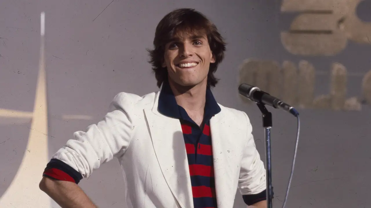 Miguel Bosé en 1978 antes de conocer a su primer amor, Ana Obregón ...