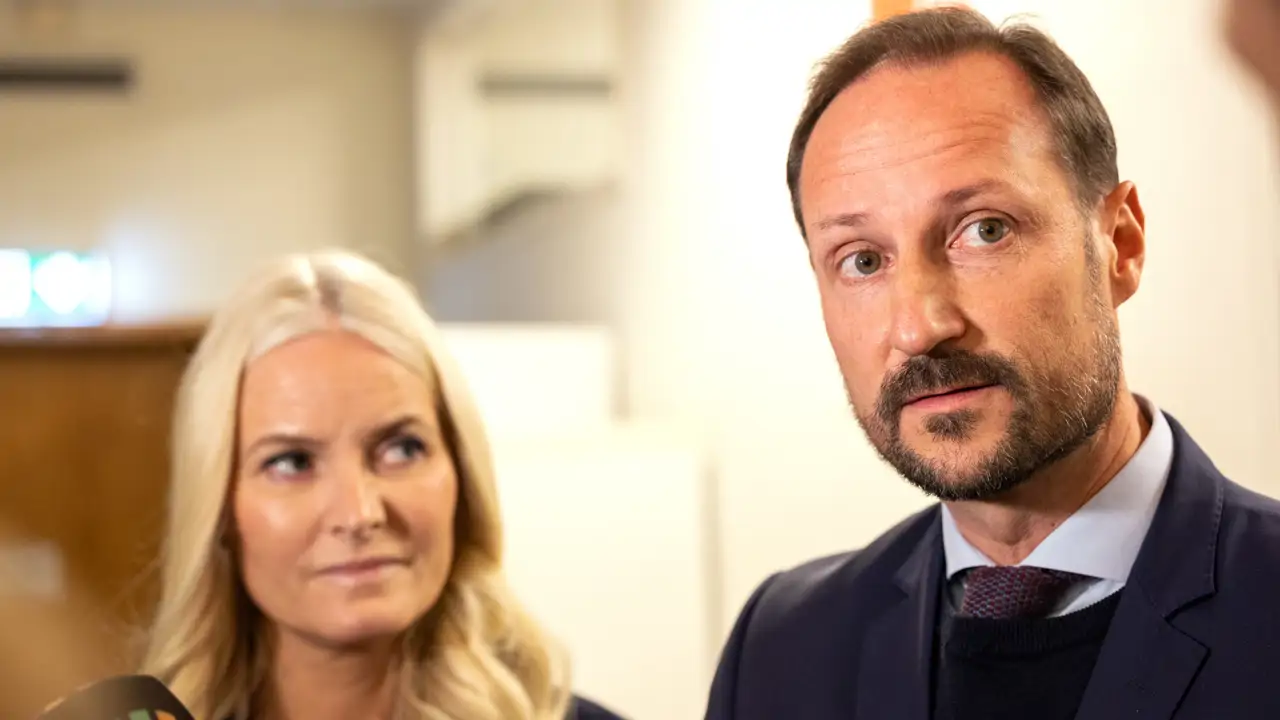 El príncipe Haakon y Mette-Marit ya hablan de divorcio: el plan de ...