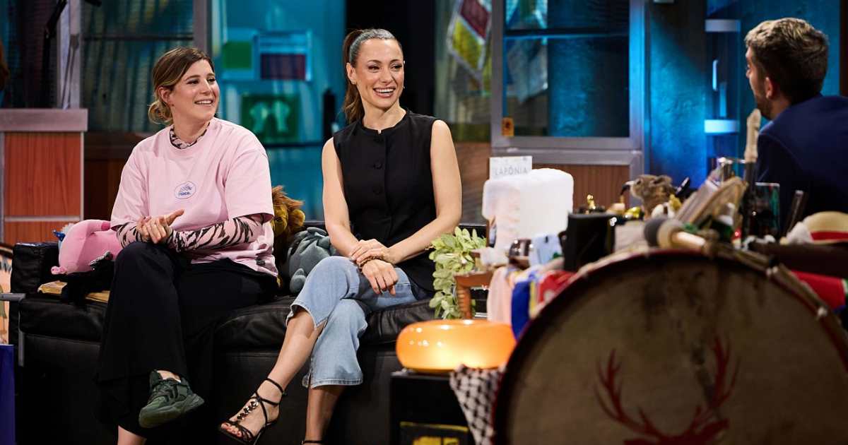 Ángela Cervantes y Natalia Verbeke bromean sobre su vacío en los Goya ...