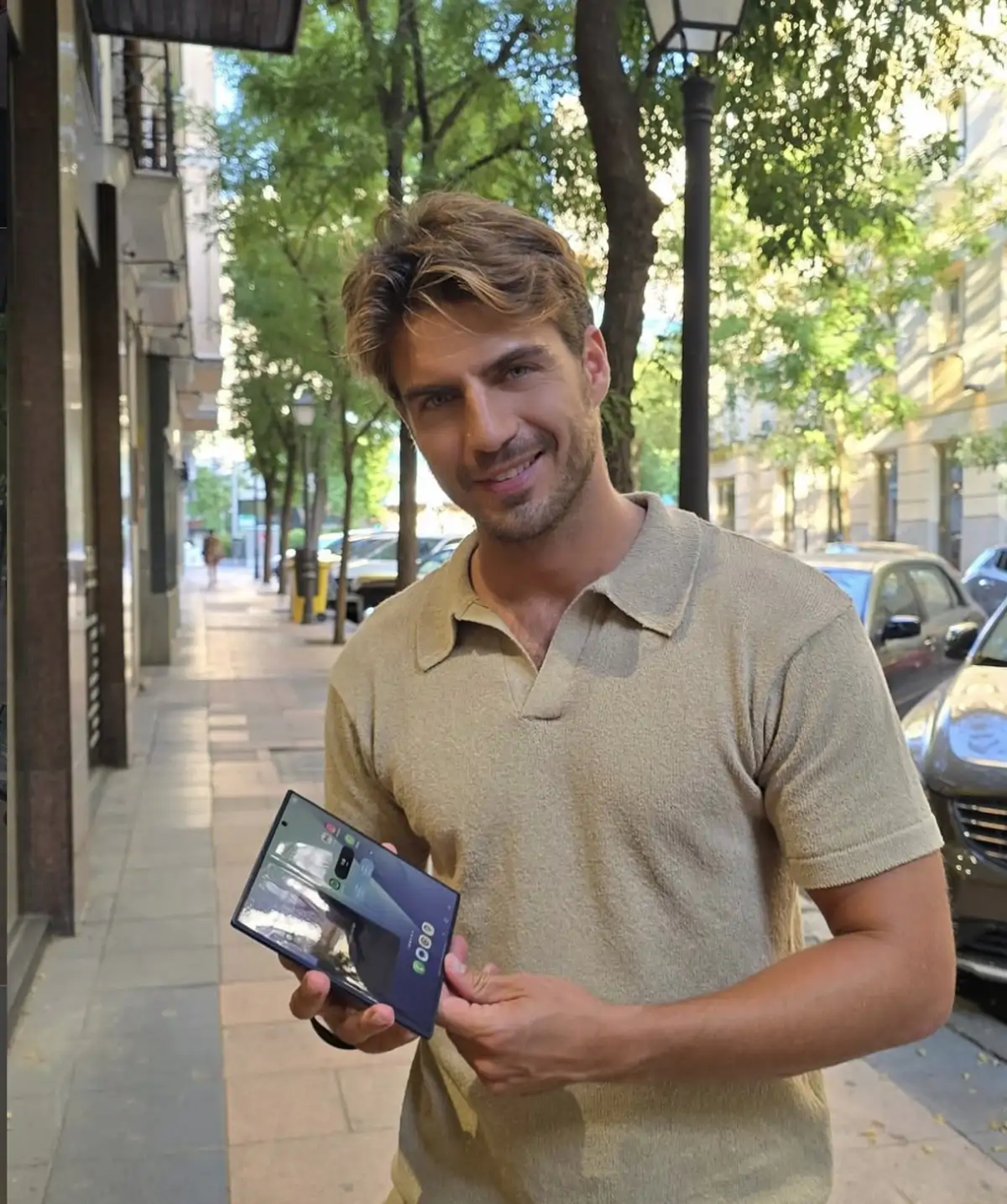 El moderno refugio de Maxi Iglesias en el barrio de Chamartín en Madrid ...
