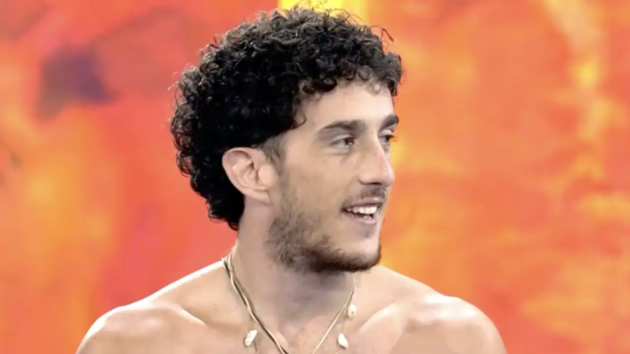 Alberto Ávila, tras abandonar 'Supervivientes 2026', hace una atrevida ...