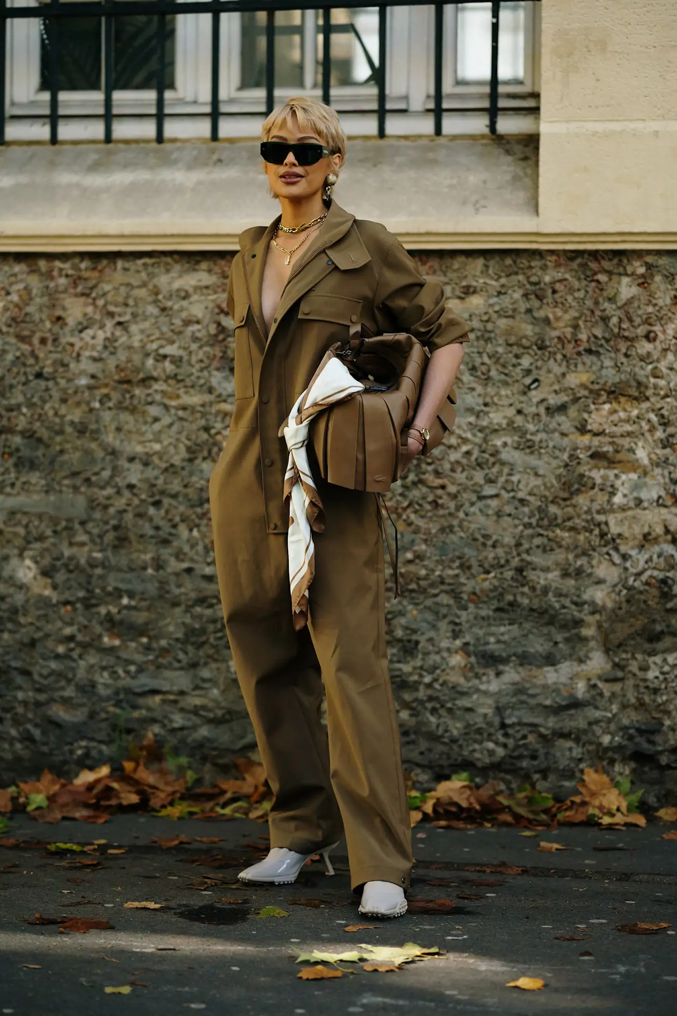 Cómo llevar el estilo safari chic en 2026: looks de las expertas muy ...