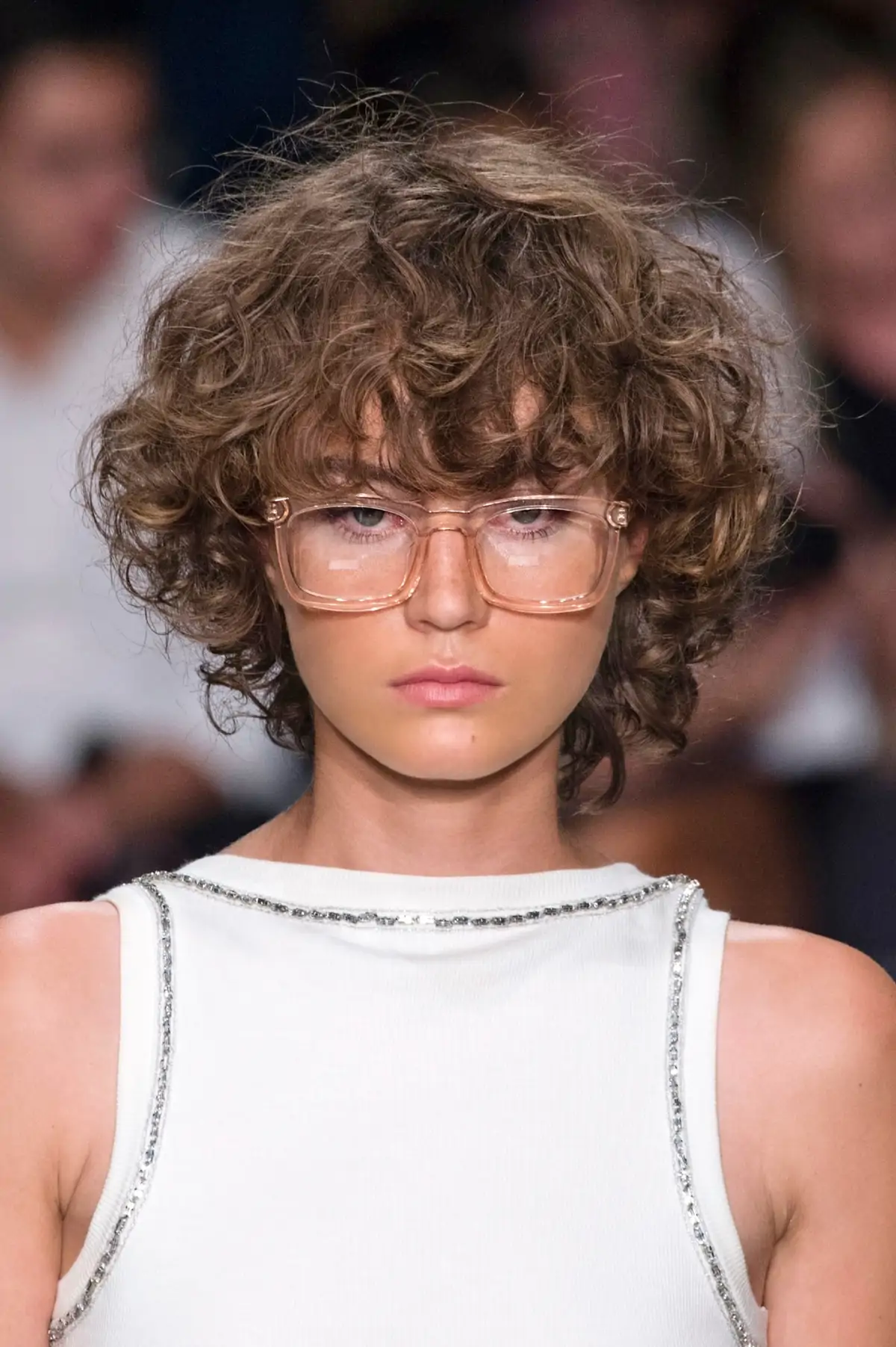 Conchi Arias, peluquera curly: “Este verano, las mujeres de 60 de pelo ...