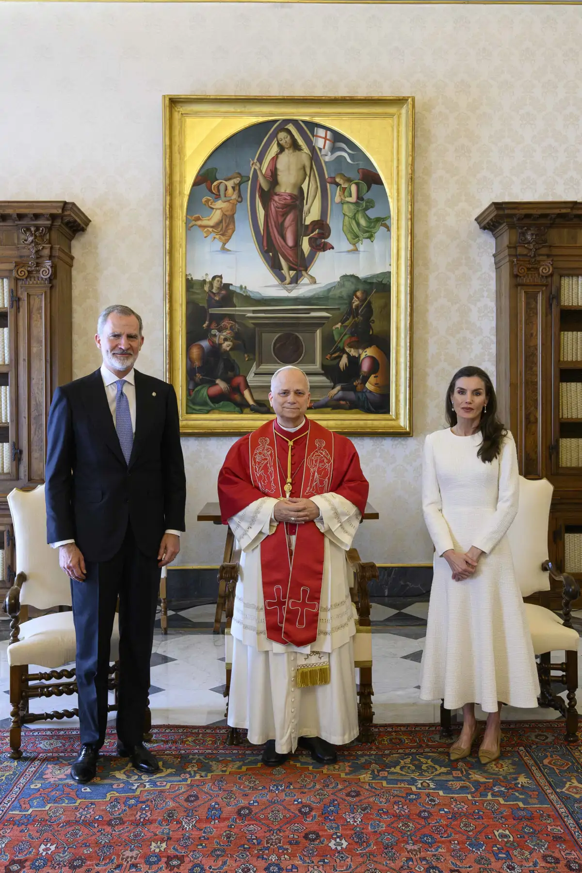 La princesa Leonor y la infanta Sofía dan un nuevo paso y ejercerán de ...