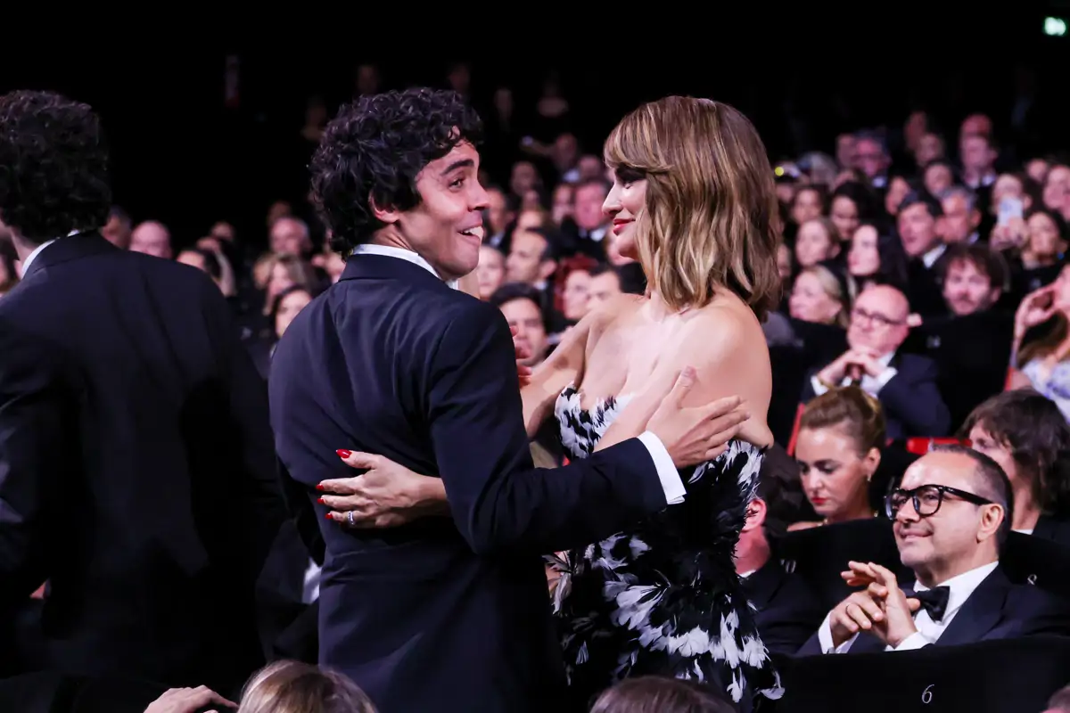 La gran noche de los Javis en el Festival de Cannes: ganan el premio a ...