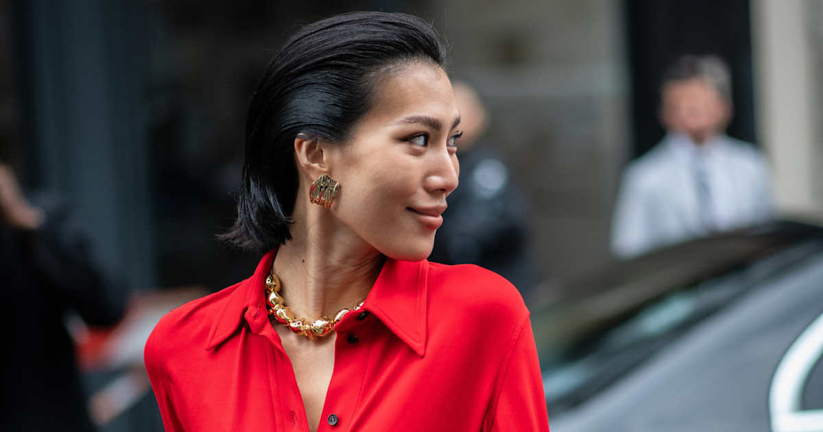 Zara sorprende con las blusas coloridas que mejor combinan con ...