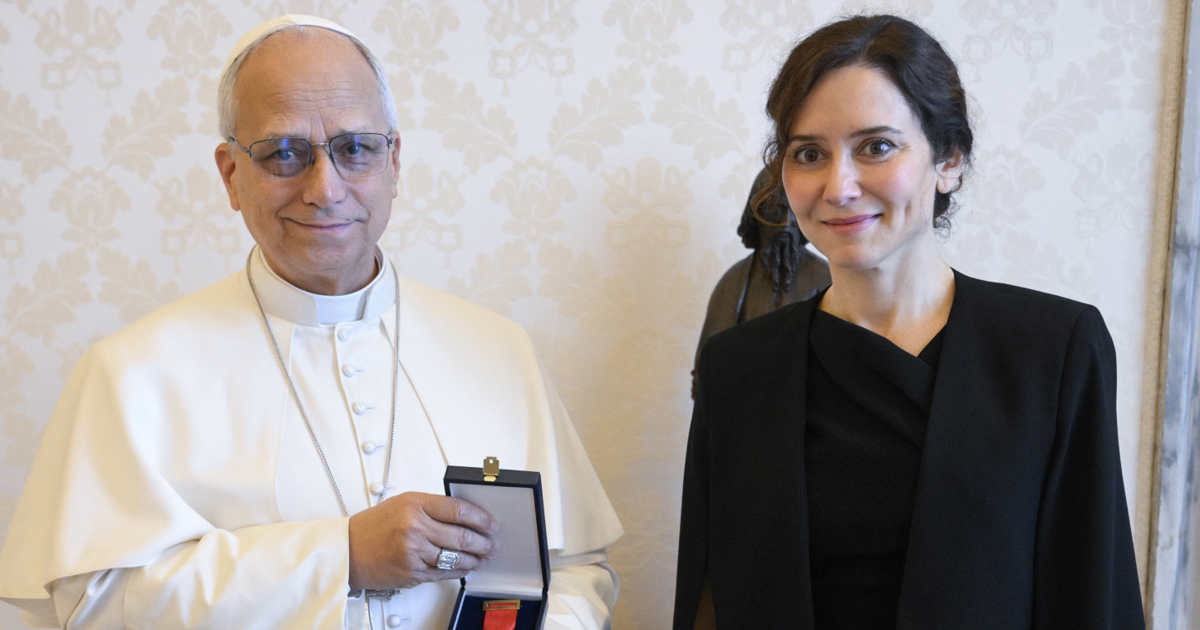 La solemnidad de Isabel Díaz Ayuso en su encuentro con el Papa en el ...