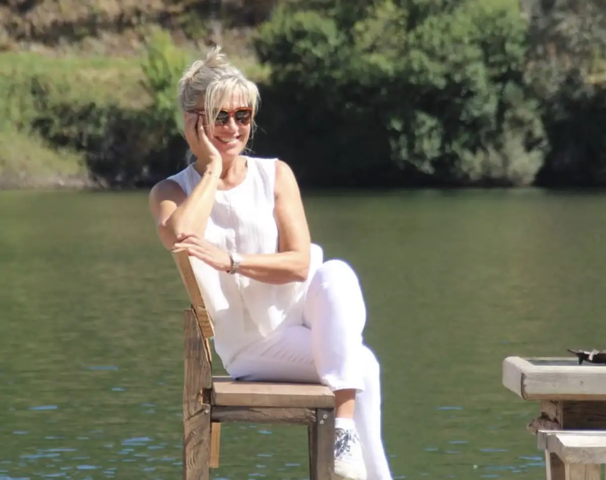 El refugio de verano de Julia Otero está en Galicia: una aldea sin ...