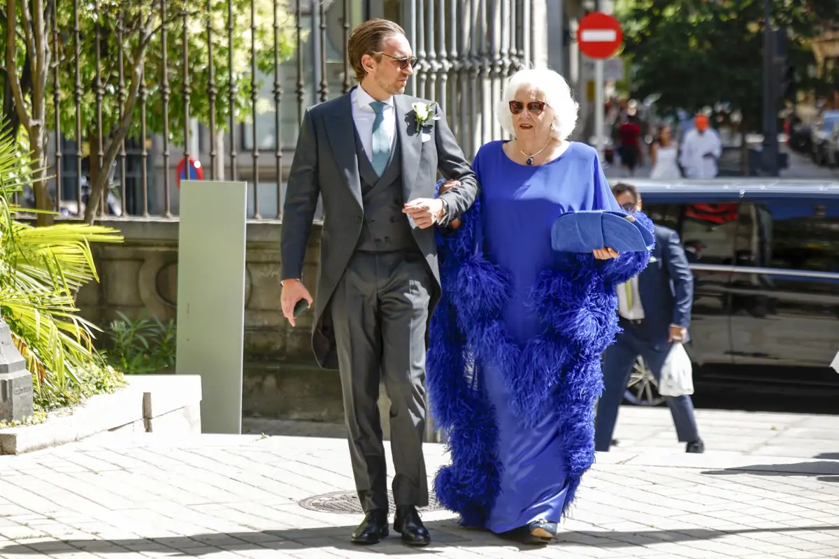 María Luisa de Prusia, la madrina más guapa en la boda de su hijo ...