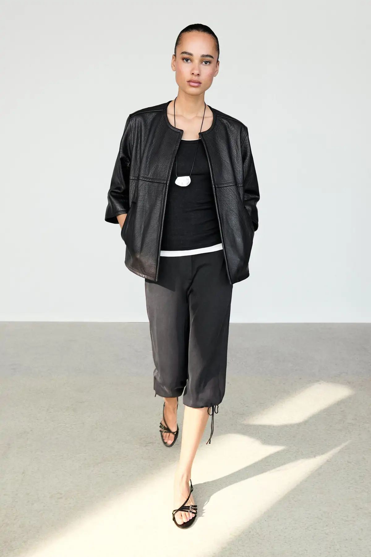 Olvídate de los culotte, Massimo Dutti acaba de lanzar el pantalón ...